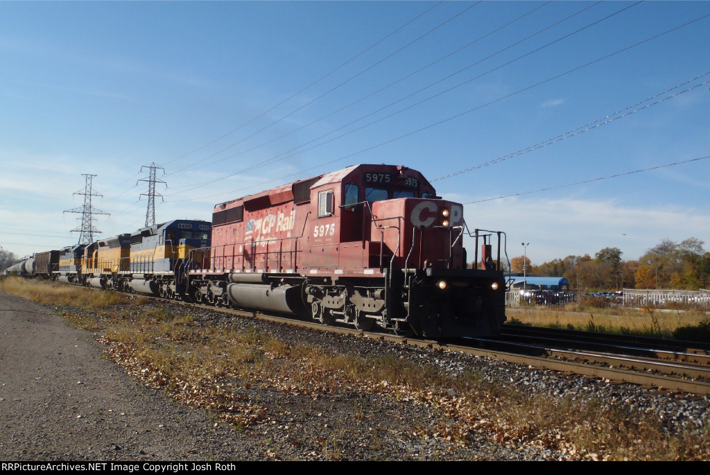 CP 5975, ICE 6450, CITX 2799 & ICE 6454